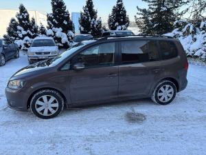 Brūns Volkswagen Touran 2011 Viļņa, ar dzinēja tilpumu 1.60 L un nobraukumu 274 tūkst. km par 6500 €, foto 8 vietnē AUTOMOTO.COM.LV