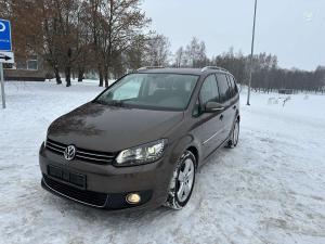 Brūns Volkswagen Touran 2011 Marijampole, ar dzinēja tilpumu 1.97 L un nobraukumu 237 tūkst. km par 5650 €, foto  vietnē AUTOMOTO.COM.LV