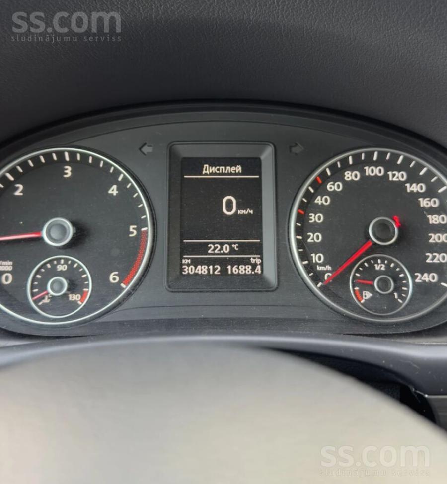 Brūns Volkswagen Touran 2011 Daugavpils, ar dzinēja tilpumu 1.60 L un nobraukumu 305 tūkst. km par 3500 €, foto 5 vietnē AUTOMOTO.COM.LV
