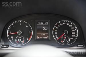 Brown Volkswagen Touran 2011 in Riga, with an engine capacity of 1.60 L and mileage of 305 thousand km for 4495 €, photo 8 on AUTOMOTO.COM.LV