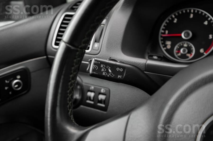 Brūns Volkswagen Touran 2011 Ogre, ar dzinēja tilpumu 1.60 L un nobraukumu 279 tūkst. km par 6700 €, foto 12 vietnē AUTOMOTO.COM.LV