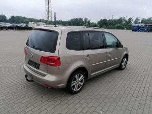 Brūns Volkswagen Touran 2011 Marijampole, ar dzinēja tilpumu 1.40 L un nobraukumu 215 tūkst. km par 3950 €, foto 6 vietnē AUTOMOTO.COM.LV