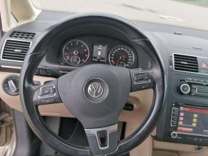 Brūns Volkswagen Touran 2011 Marijampole, ar dzinēja tilpumu 1.40 L un nobraukumu 215 tūkst. km par 3950 €, foto 12 vietnē AUTOMOTO.COM.LV