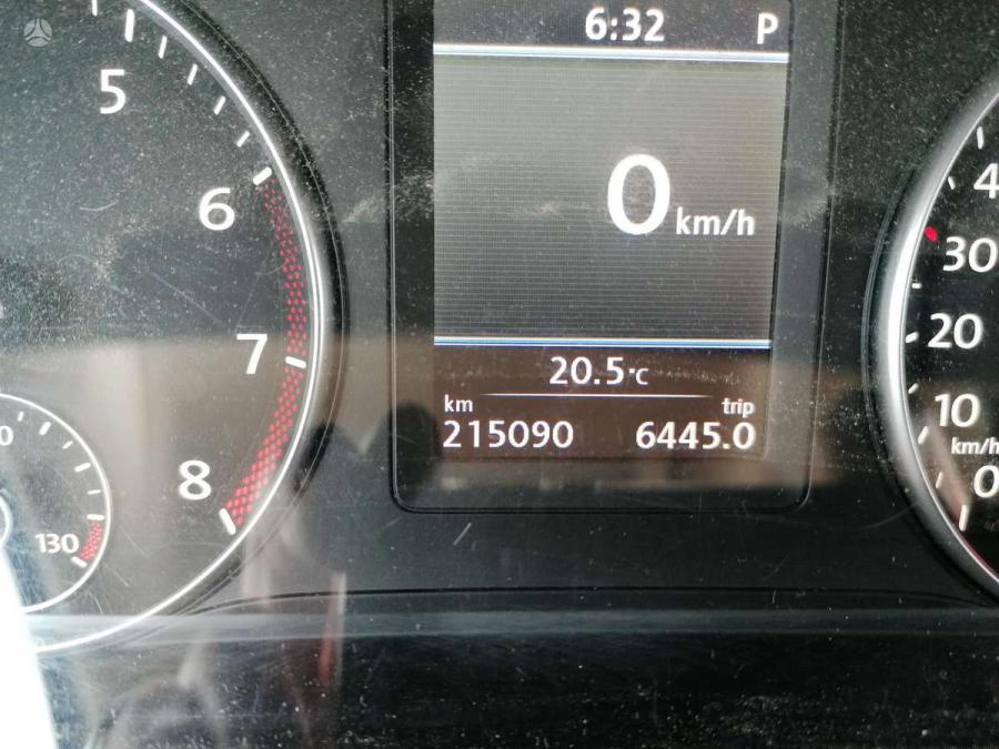 Brūns Volkswagen Touran 2011 Marijampole, ar dzinēja tilpumu 1.40 L un nobraukumu 215 tūkst. km par 3950 €, foto 15 vietnē AUTOMOTO.COM.LV