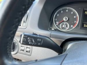 Brūns Volkswagen Touran 2011 Cēsis, ar dzinēja tilpumu 1.40 L un nobraukumu 223 tūkst. km par 6500 €, foto 20 vietnē AUTOMOTO.COM.LV