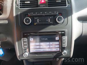Brūns Volkswagen Touran 2011 Cēsis, ar dzinēja tilpumu 1.60 L un nobraukumu 230 tūkst. km par 6950 €, foto 12 vietnē AUTOMOTO.COM.LV