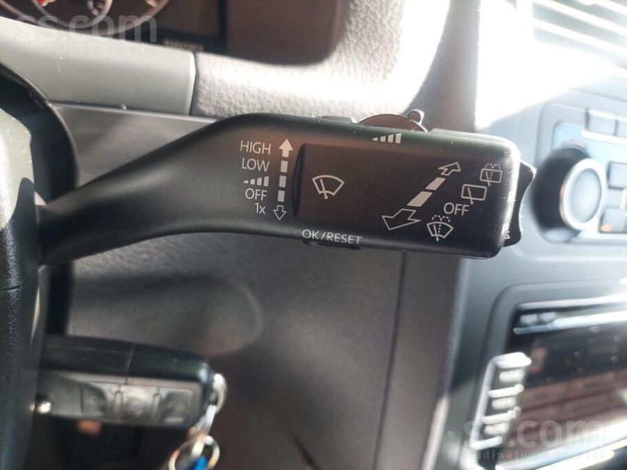 Brūns Volkswagen Touran 2011 Cēsis, ar dzinēja tilpumu 1.60 L un nobraukumu 230 tūkst. km par 6950 €, foto 13 vietnē AUTOMOTO.COM.LV