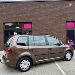 Brūns Volkswagen Touran 2011 Kaišiadorys, ar dzinēja tilpumu 1.60 L un nobraukumu 264 tūkst. km par 5450 €, foto 10 vietnē AUTOMOTO.COM.LV