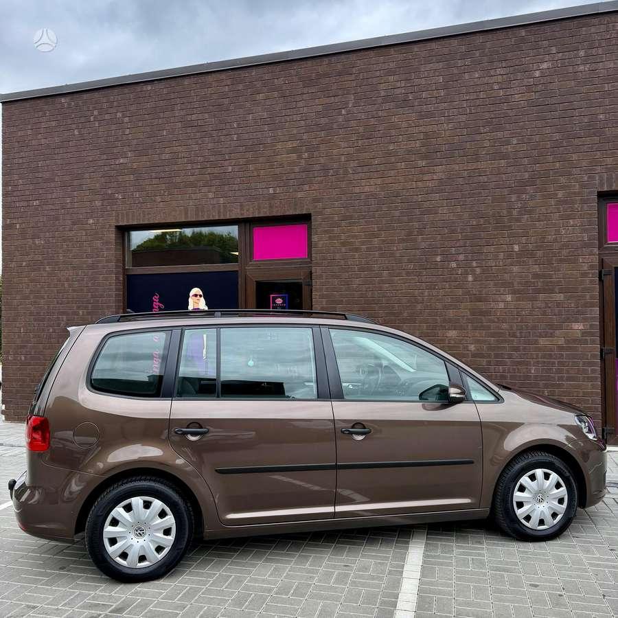 Brūns Volkswagen Touran 2011 Kaišiadorys, ar dzinēja tilpumu 1.60 L un nobraukumu 264 tūkst. km par 5450 €, foto 11 vietnē AUTOMOTO.COM.LV