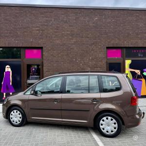 Brūns Volkswagen Touran 2011 Kaišiadorys, ar dzinēja tilpumu 1.60 L un nobraukumu 264 tūkst. km par 5450 €, foto 18 vietnē AUTOMOTO.COM.LV