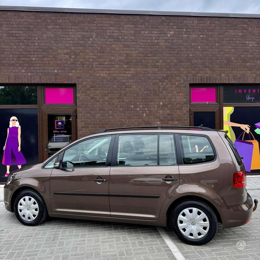 Brūns Volkswagen Touran 2011 Kaišiadorys, ar dzinēja tilpumu 1.60 L un nobraukumu 264 tūkst. km par 5450 €, foto 18 vietnē AUTOMOTO.COM.LV