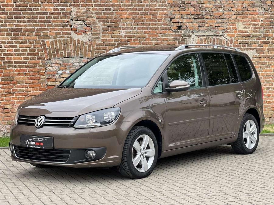 Brūns Volkswagen Touran 2011 Kėdainiai, ar dzinēja tilpumu 1.97 L un nobraukumu 256 tūkst. km par 6850 €, foto 1 vietnē AUTOMOTO.COM.LV