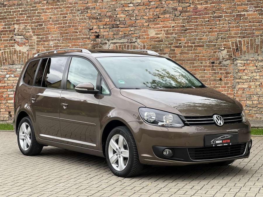 Brūns Volkswagen Touran 2011 Kėdainiai, ar dzinēja tilpumu 1.97 L un nobraukumu 256 tūkst. km par 6850 €, foto 6 vietnē AUTOMOTO.COM.LV