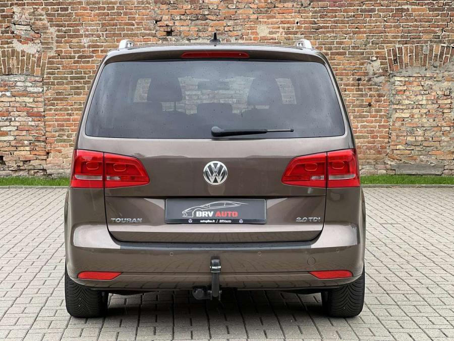 Brūns Volkswagen Touran 2011 Kėdainiai, ar dzinēja tilpumu 1.97 L un nobraukumu 256 tūkst. km par 6850 €, foto 9 vietnē AUTOMOTO.COM.LV