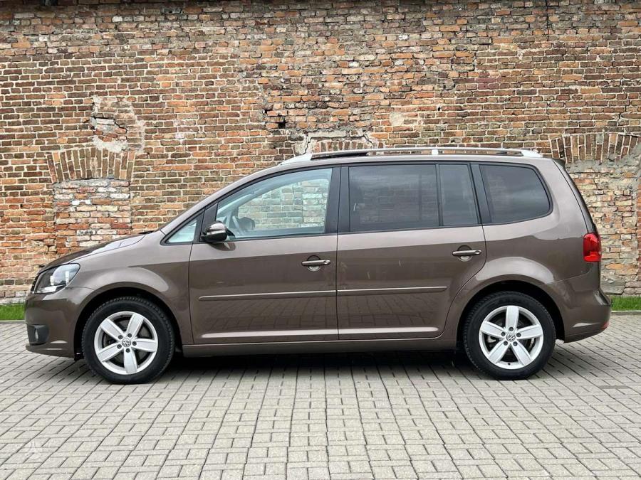 Brūns Volkswagen Touran 2011 Kėdainiai, ar dzinēja tilpumu 1.97 L un nobraukumu 256 tūkst. km par 6850 €, foto 11 vietnē AUTOMOTO.COM.LV