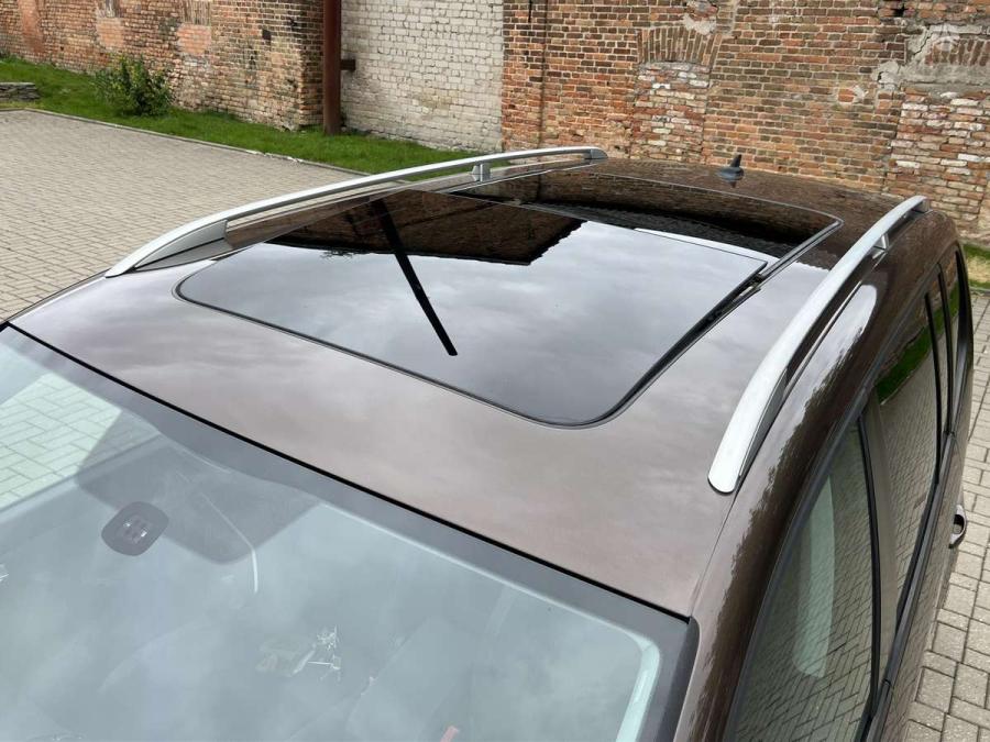 Brūns Volkswagen Touran 2011 Kėdainiai, ar dzinēja tilpumu 1.97 L un nobraukumu 256 tūkst. km par 6850 €, foto 13 vietnē AUTOMOTO.COM.LV
