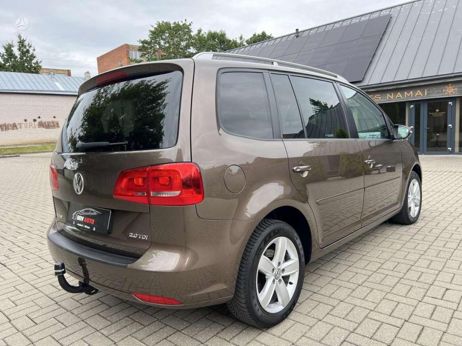 Brūns Volkswagen Touran 2011 Kėdainiai, ar dzinēja tilpumu 1.97 L un nobraukumu 256 tūkst. km par 6850 €, foto 19 vietnē AUTOMOTO.COM.LV