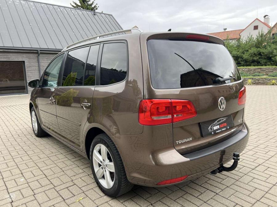 Brūns Volkswagen Touran 2011 Kėdainiai, ar dzinēja tilpumu 1.97 L un nobraukumu 256 tūkst. km par 6850 €, foto 20 vietnē AUTOMOTO.COM.LV