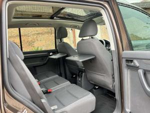 Brūns Volkswagen Touran 2011 Kėdainiai, ar dzinēja tilpumu 1.97 L un nobraukumu 256 tūkst. km par 6850 €, foto 25 vietnē AUTOMOTO.COM.LV