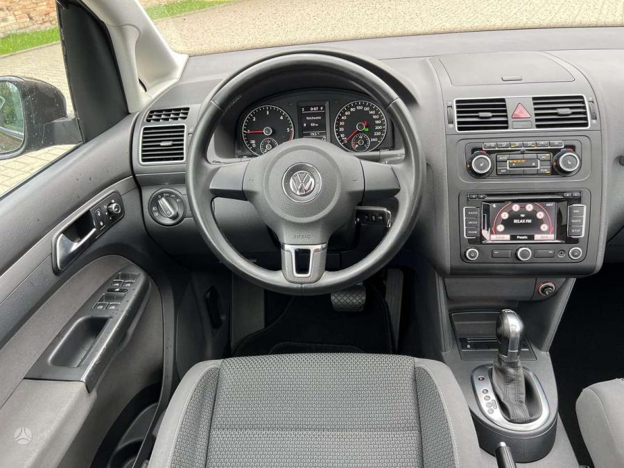 Brūns Volkswagen Touran 2011 Kėdainiai, ar dzinēja tilpumu 1.97 L un nobraukumu 256 tūkst. km par 6850 €, foto 31 vietnē AUTOMOTO.COM.LV