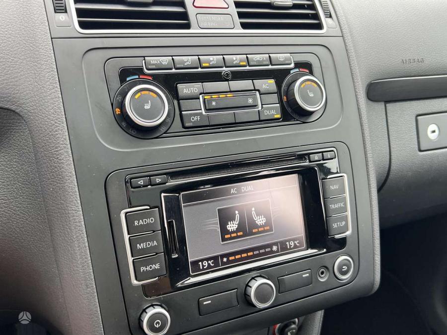 Brūns Volkswagen Touran 2011 Kėdainiai, ar dzinēja tilpumu 1.97 L un nobraukumu 256 tūkst. km par 6850 €, foto 33 vietnē AUTOMOTO.COM.LV