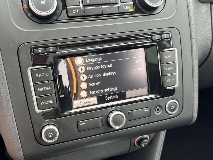 Brūns Volkswagen Touran 2011 Kėdainiai, ar dzinēja tilpumu 1.97 L un nobraukumu 256 tūkst. km par 6850 €, foto 34 vietnē AUTOMOTO.COM.LV