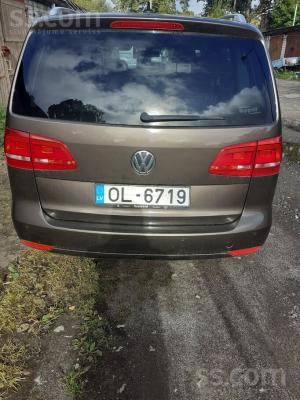 Brūns Volkswagen Touran 2011 Jūrmala, ar dzinēja tilpumu 1.60 L un nobraukumu 145 tūkst. km par 6150 €, foto 4 vietnē AUTOMOTO.COM.LV