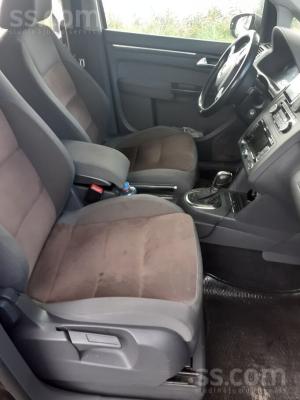 Brūns Volkswagen Touran 2011 Jūrmala, ar dzinēja tilpumu 1.60 L un nobraukumu 145 tūkst. km par 6150 €, foto 6 vietnē AUTOMOTO.COM.LV