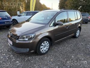 Brown Volkswagen Touran 2011 in Limbazi, with an engine capacity of 1.40 L and mileage of 280 thousand km for 5750 €, photo  on AUTOMOTO.COM.LV