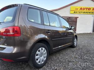 Brown Volkswagen Touran 2011 in Limbazi, with an engine capacity of 1.40 L and mileage of 280 thousand km for 5750 €, photo 5 on AUTOMOTO.COM.LV