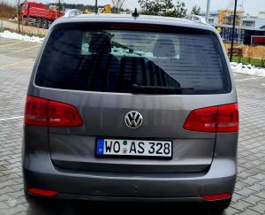 Brūns Volkswagen Touran 2012 Viļņa, ar dzinēja tilpumu 1.39 L un nobraukumu 236 tūkst. km par 6350 €, foto 13 vietnē AUTOMOTO.COM.LV