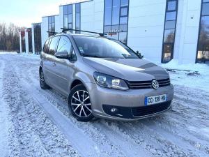 Brūns Volkswagen Touran 2012 Kauņa, ar dzinēja tilpumu 1.60 L un nobraukumu 275 tūkst. km par 5850 €, foto  vietnē AUTOMOTO.COM.LV