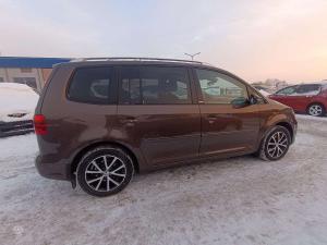 Brown Volkswagen Touran 2012 in Kretinga, with an engine capacity of 1.39 L and mileage of 183 thousand km for 6650 €, photo 3 on AUTOMOTO.COM.LV