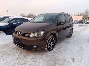 Brown Volkswagen Touran 2012 in Kretinga, with an engine capacity of 1.39 L and mileage of 183 thousand km for 6650 €, photo 11 on AUTOMOTO.COM.LV