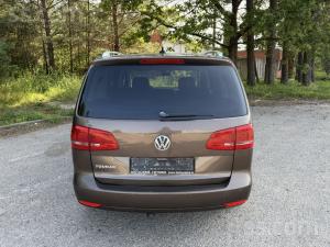Brūns Volkswagen Touran 2012 Ogre, ar dzinēja tilpumu 2.00 L un nobraukumu 239 tūkst. km par 7999 €, foto 5 vietnē AUTOMOTO.COM.LV