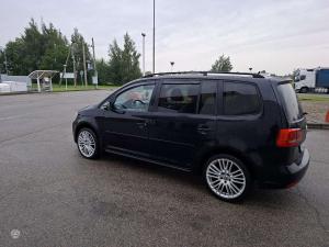 Brūns Volkswagen Touran 2012 Joniškis, ar dzinēja tilpumu 1.60 L un nobraukumu 280 tūkst. km par 4799 €, foto 6 vietnē AUTOMOTO.COM.LV