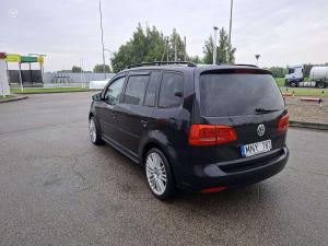 Brūns Volkswagen Touran 2012 Joniškis, ar dzinēja tilpumu 1.60 L un nobraukumu 280 tūkst. km par 4799 €, foto 7 vietnē AUTOMOTO.COM.LV