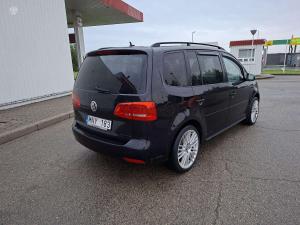 Brūns Volkswagen Touran 2012 Joniškis, ar dzinēja tilpumu 1.60 L un nobraukumu 280 tūkst. km par 4799 €, foto 9 vietnē AUTOMOTO.COM.LV