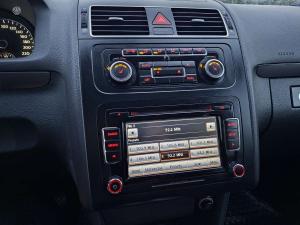 Brūns Volkswagen Touran 2012 Joniškis, ar dzinēja tilpumu 1.60 L un nobraukumu 280 tūkst. km par 4799 €, foto 16 vietnē AUTOMOTO.COM.LV