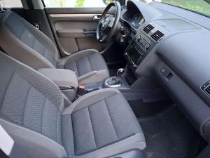 Brūns Volkswagen Touran 2012 Joniškis, ar dzinēja tilpumu 1.60 L un nobraukumu 280 tūkst. km par 4799 €, foto 20 vietnē AUTOMOTO.COM.LV