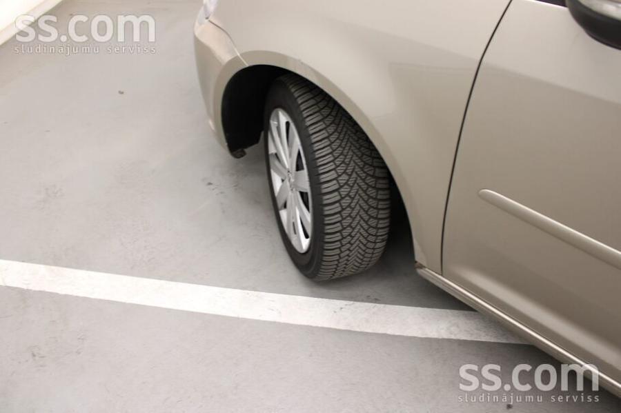 Brūns Volkswagen Touran 2013 Rīga, ar dzinēja tilpumu 1.60 L un nobraukumu 274 tūkst. km par 7290 €, foto 8 vietnē AUTOMOTO.COM.LV