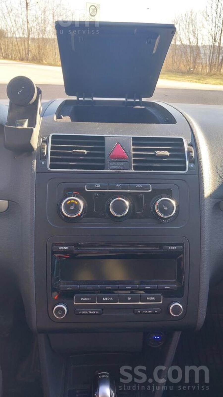 Brūns Volkswagen Touran 2013 Alūksne, ar dzinēja tilpumu 2.00 L un nobraukumu 0 tūkst. km par 2990 €, foto 17 vietnē AUTOMOTO.COM.LV