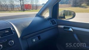 Brūns Volkswagen Touran 2013 Alūksne, ar dzinēja tilpumu 2.00 L un nobraukumu 0 tūkst. km par 2990 €, foto 18 vietnē AUTOMOTO.COM.LV