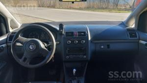 Brūns Volkswagen Touran 2013 Alūksne, ar dzinēja tilpumu 2.00 L un nobraukumu 0 tūkst. km par 2990 €, foto 23 vietnē AUTOMOTO.COM.LV