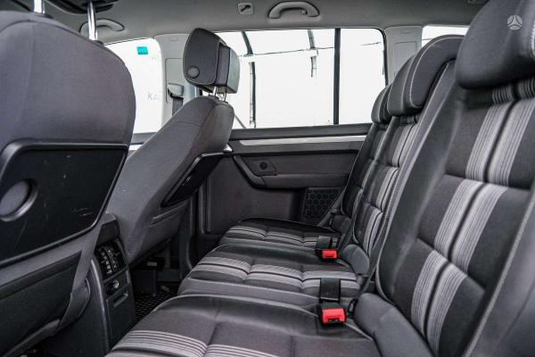 Brūns Volkswagen Touran 2013 Kauņa, ar dzinēja tilpumu 1.60 L un nobraukumu 233 tūkst. km par 7390 €, foto 9 vietnē AUTOMOTO.COM.LV