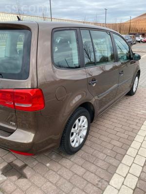 Brūns Volkswagen Touran 2013 Ventspils, ar dzinēja tilpumu 1.60 L un nobraukumu 166 tūkst. km par 6000 €, foto 6 vietnē AUTOMOTO.COM.LV