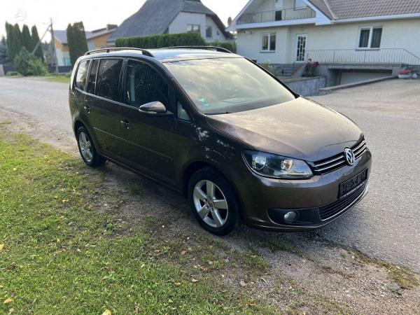Brūns Volkswagen Touran 2013 Utena, ar dzinēja tilpumu 1.60 L un nobraukumu 254 tūkst. km par 5750 €, foto 3 vietnē AUTOMOTO.COM.LV