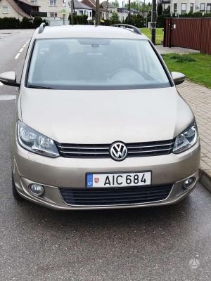 Brown Volkswagen Touran 2013 in Kaunas, with an engine capacity of 1.60 L and mileage of 316 thousand km for 4000 €, photo  on AUTOMOTO.COM.LV