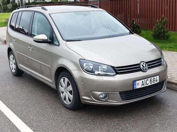Brūns Volkswagen Touran 2013 Kauņa, ar dzinēja tilpumu 1.60 L un nobraukumu 316 tūkst. km par 4000 €, foto 5 vietnē AUTOMOTO.COM.LV