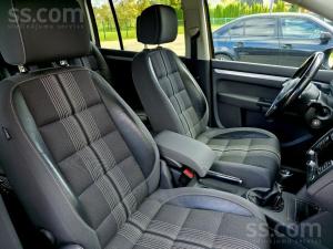 Brūns Volkswagen Touran 2013 Valmiera, ar dzinēja tilpumu 1.60 L un nobraukumu 295 tūkst. km par 4935 €, foto 11 vietnē AUTOMOTO.COM.LV